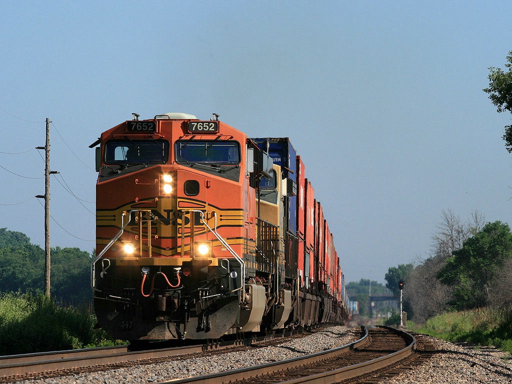 BNSF 7652